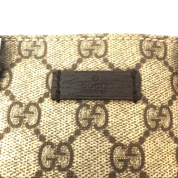 Gucci Snap Closure Handbags | semashow.com